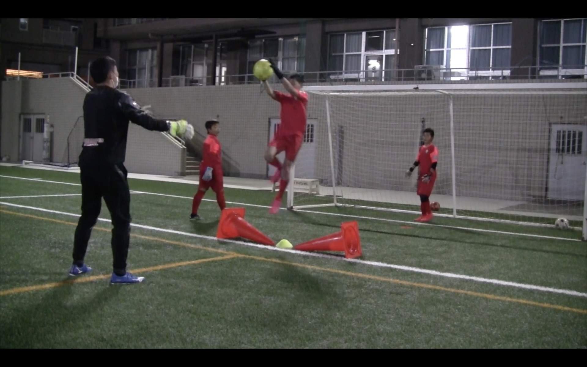 12月1週目の三宮校活動レポート！！！ - NPO法人 鈴木GK育成スクール